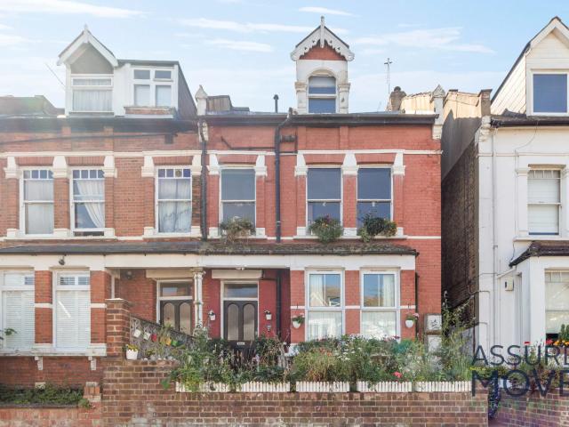 Apartment at Cecile Park, Greater London