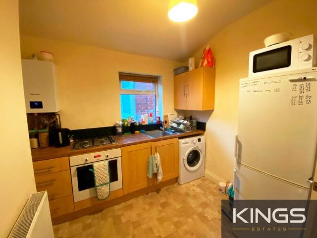 Apartment at Cedar Road, Southampton