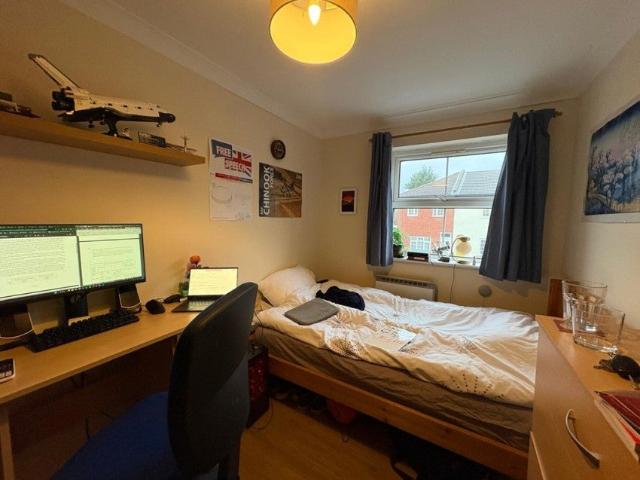 Apartment at Cedar Road, Southampton
