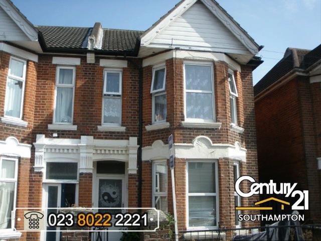 Apartment at Cedar Road, Southampton