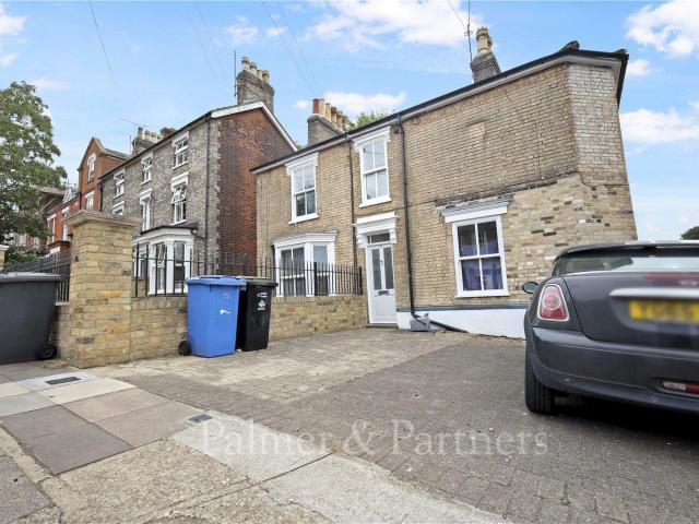 Apartment at Cemetery Road, Ipswich