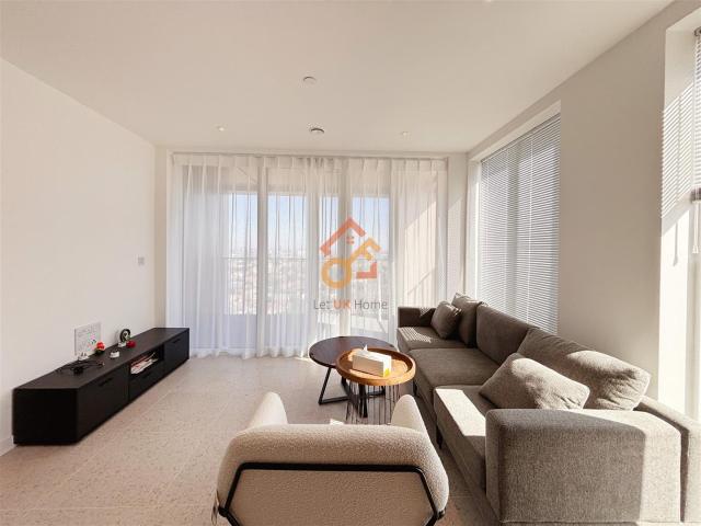 Apartment at Cendal Crescent, Greater London