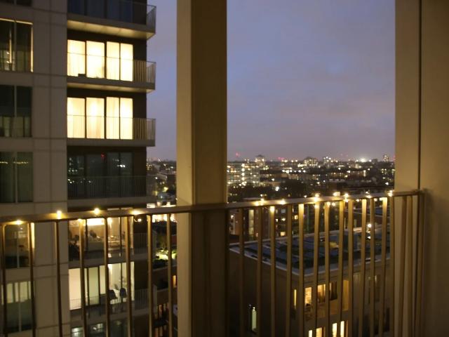 Apartment at Cendal Crescent, Greater London
