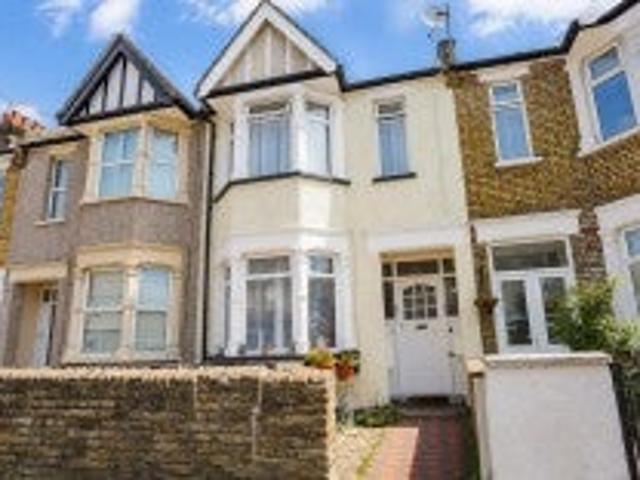 Apartment at Central Avenue, Southend on Sea