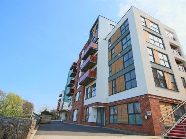 Apartment at Central Road, Bristol