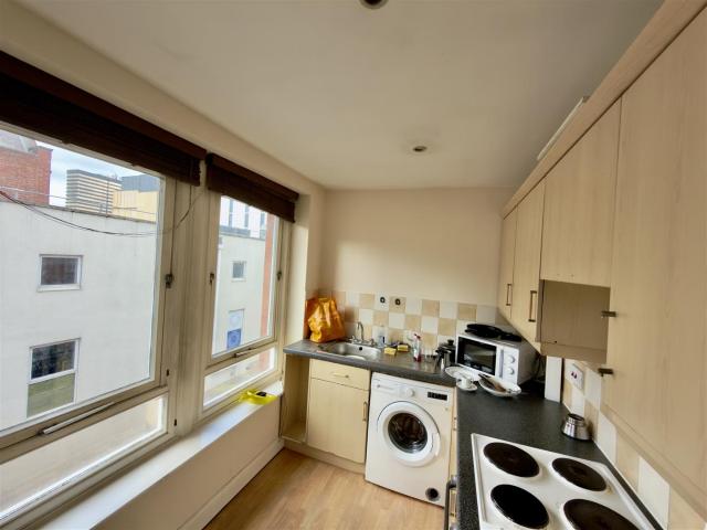 Apartment at Central Road, Leeds