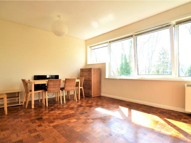 Apartment at Church Hill, Caterham