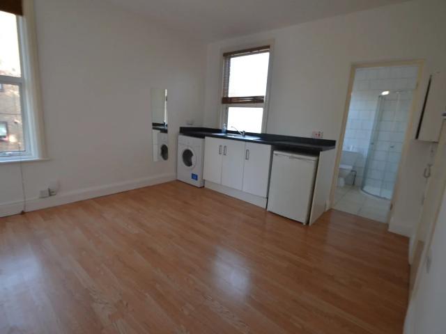 Apartment at Church Hill, Greater London