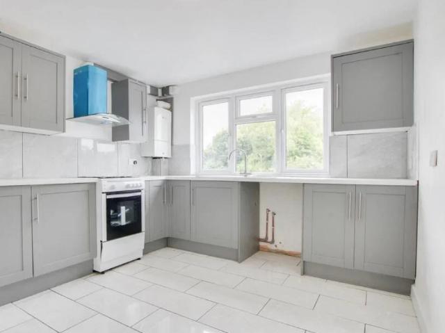 Apartment at Church Road, Basildon