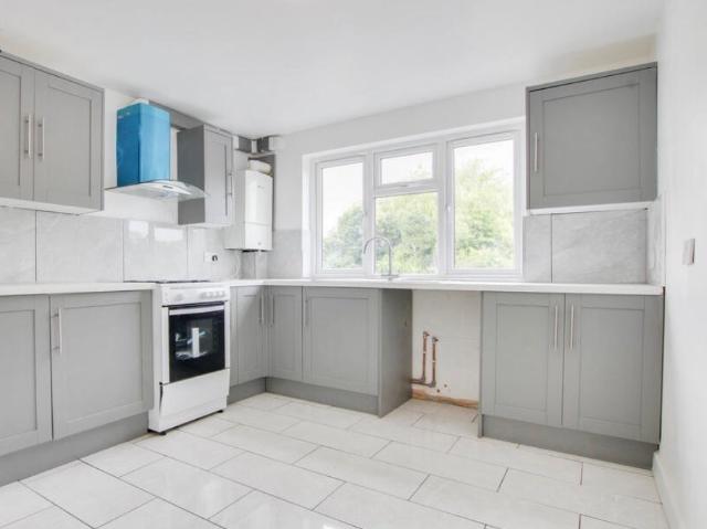 Apartment at Church Road, Basildon