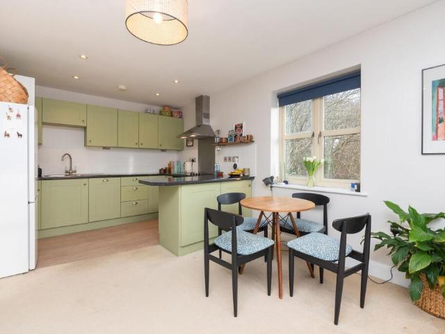 Apartment at Church Road, Bristol