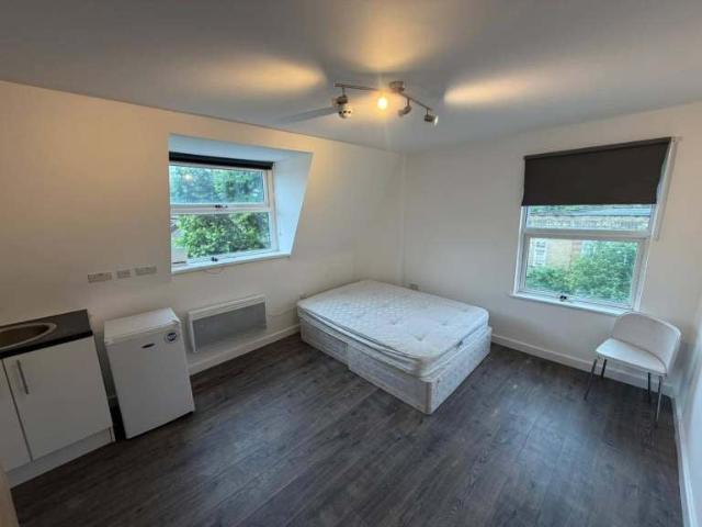 Apartment at Church Road, Greater London