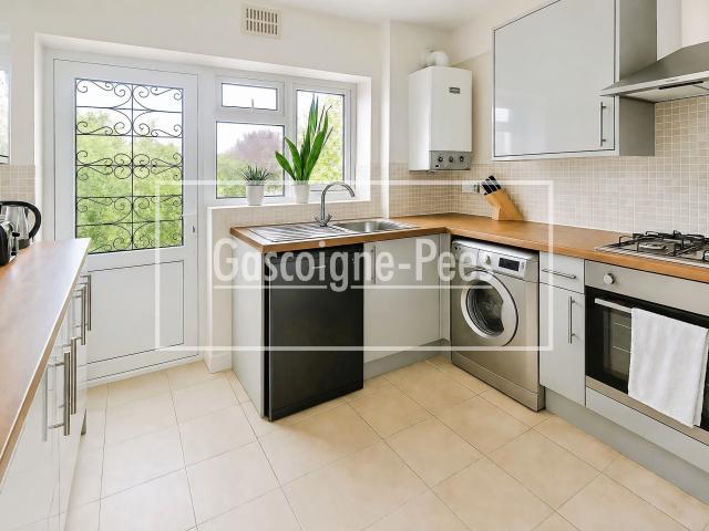 Apartment at Church Road, Greater London