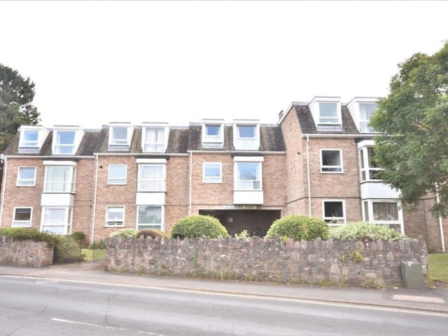 Apartment at Church Road, Exeter