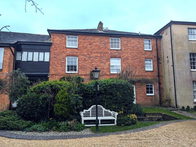 Apartment at Church Street, Test Valley