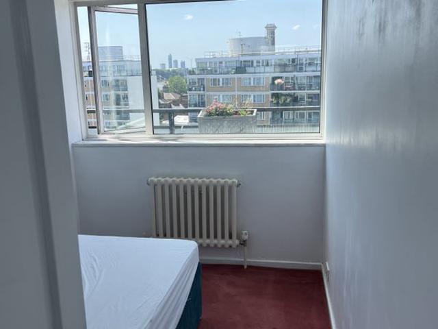 Apartment at Churchill Gardens Road, City of Westminster