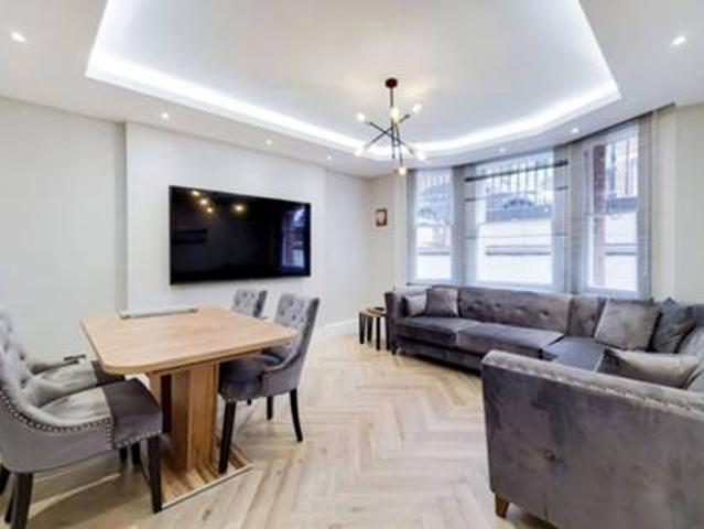 Apartment at Chagford Street, City of Westminster