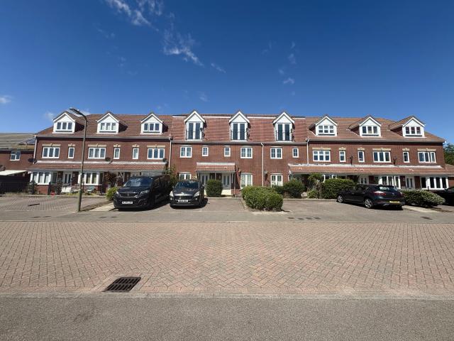 Apartment at Chadwick Way, Southampton