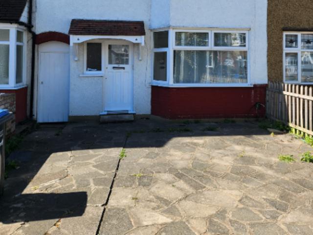 Apartment at Chailey Avenue, Greater London