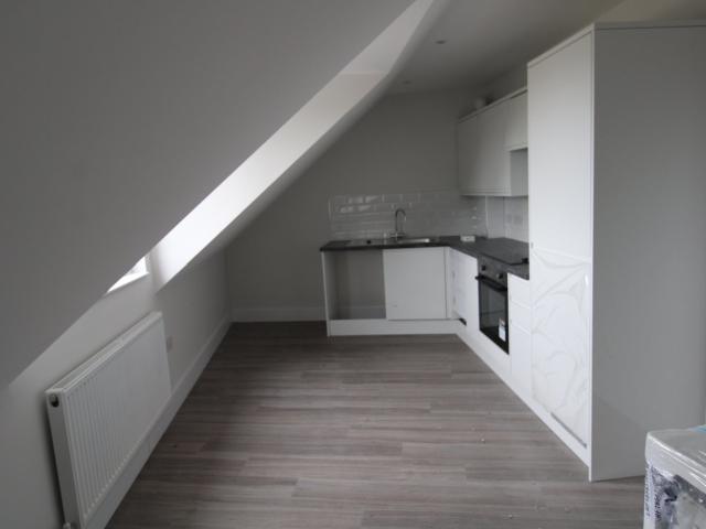 Apartment at Chalfont Avenue, Little Chalfont