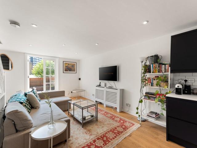Apartment at Chalk Farm Road, Greater London