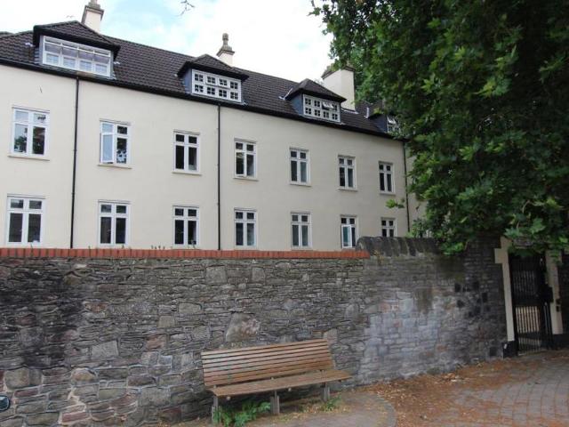 Apartment at Champion Square, Bristol