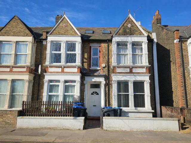 Apartment at Channel Gate Road, Greater London