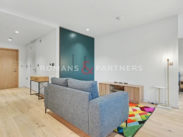 Apartment at Chandlers Avenue, Greater London