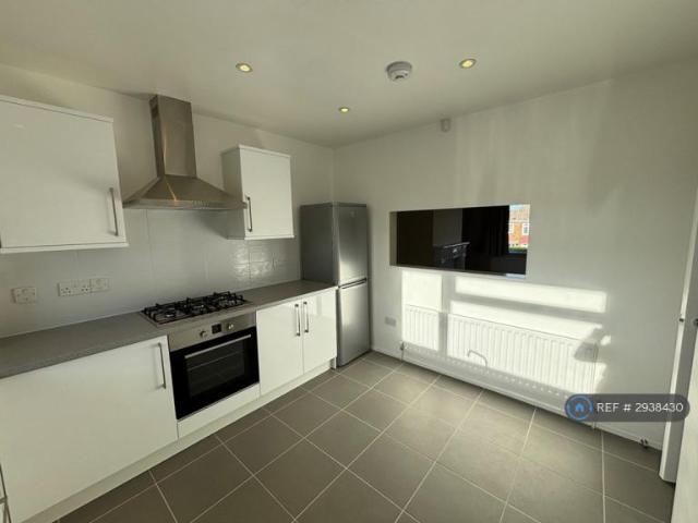 Apartment at Chapel House Drive, Newcastle upon Tyne