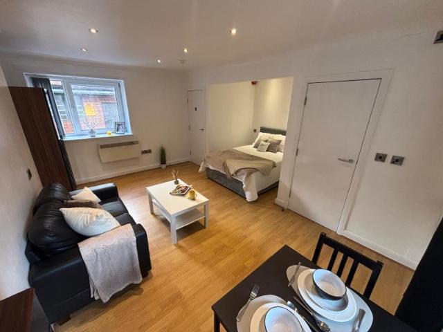 Apartment at Chapel Lane, Leeds