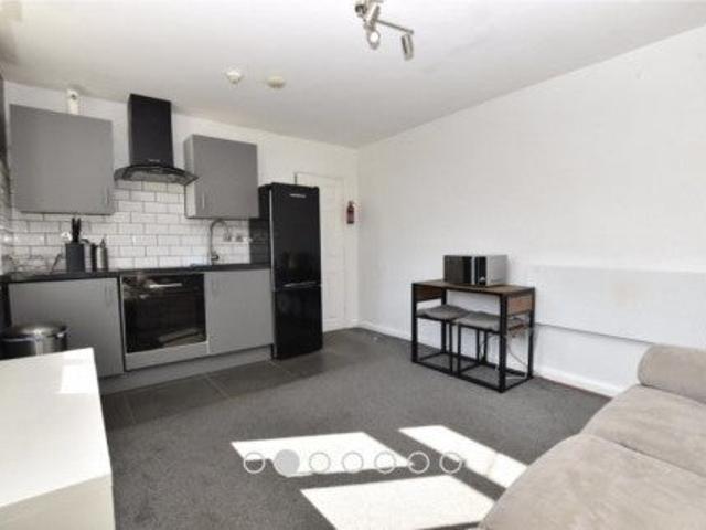 Apartment at Chapel Lane, Leeds