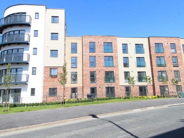 Apartment at Chapel Pond Hill, West Suffolk