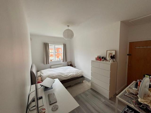 Apartment at Chapel Road, Trafford