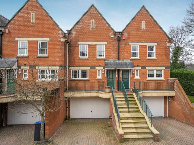 Apartment at Chapel Square, Borough of Runnymede
