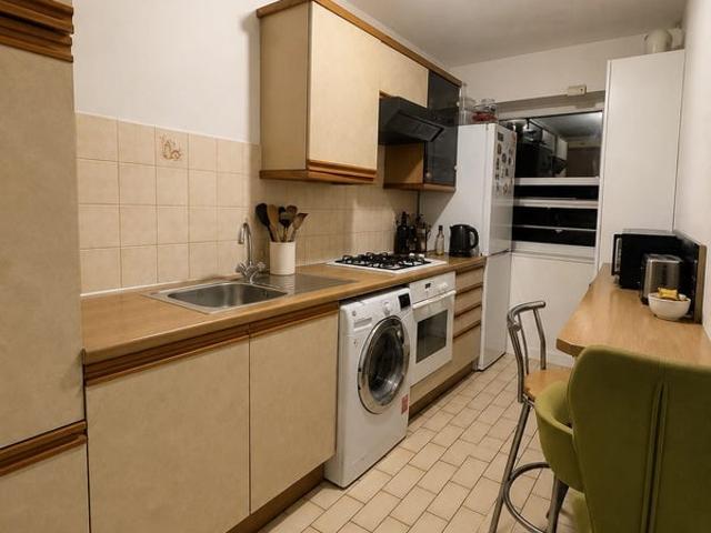 Apartment at Chapel Way, Greater London