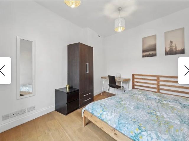 Apartment at Chapter Street, City of Westminster