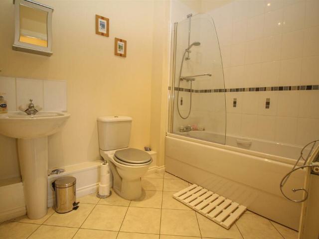 Apartment at Charlton Court, Newcastle upon Tyne