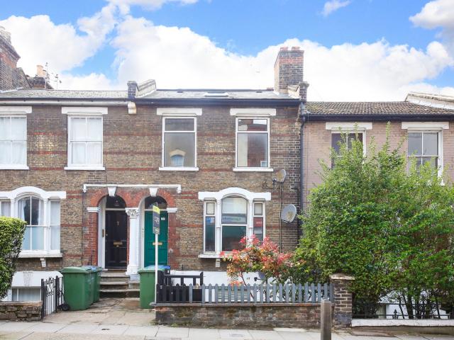 Apartment at Charlton Church Lane, Greater London