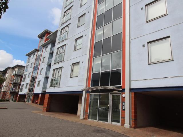 Apartment at Charles Street, Walsall