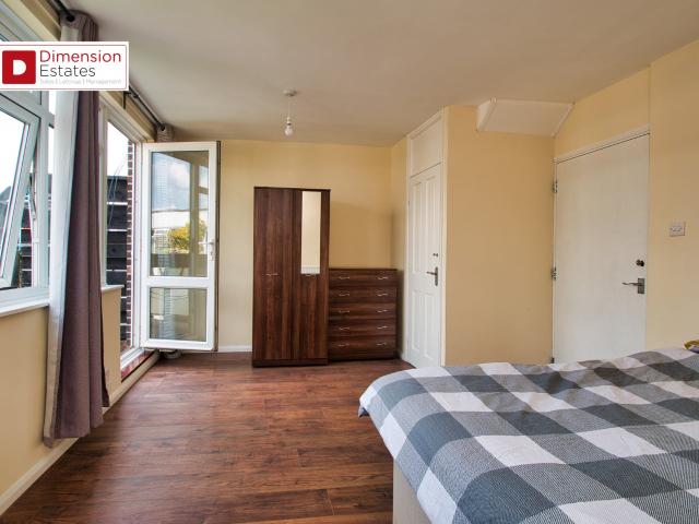 Apartment at Chart Street, Greater London