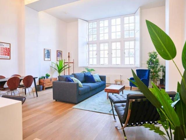 Apartment at Chart Street, Greater London