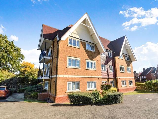 Apartment at Chart Road, Ashford