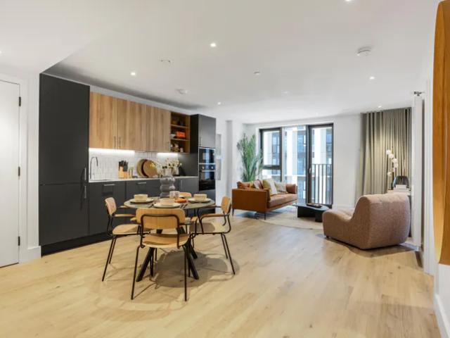 Apartment at Charter Street, Greater London