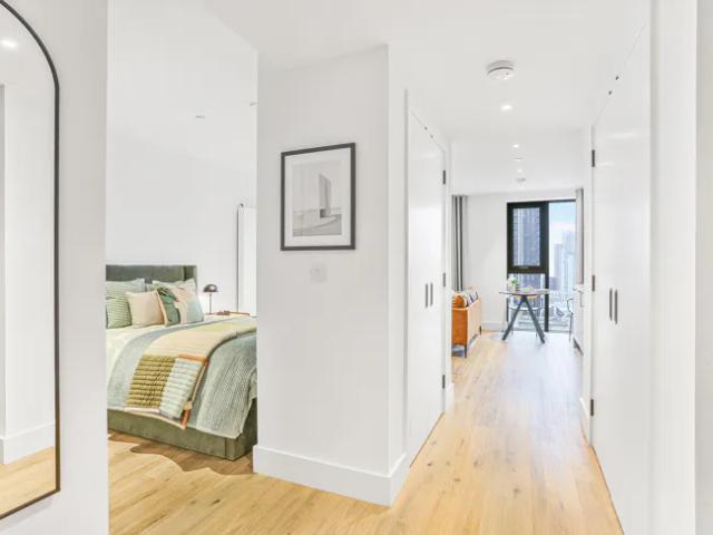 Apartment at Charter Street, Greater London
