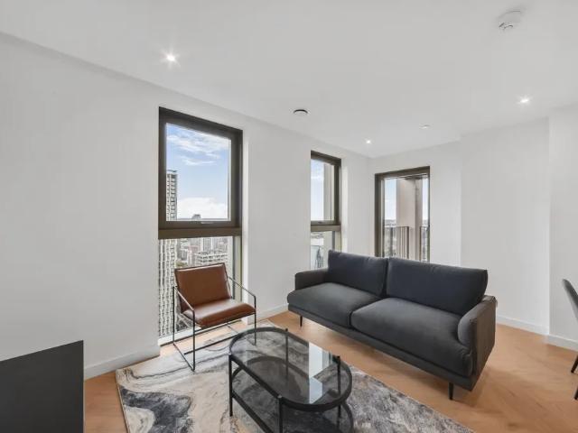 Apartment at Charter Street, Greater London
