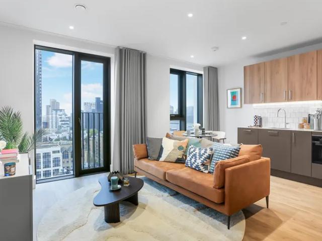 Apartment at Charter Street, Greater London