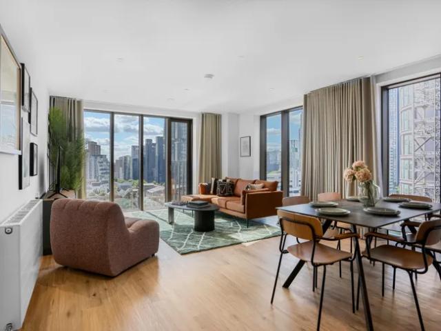 Apartment at Charter Street, Greater London
