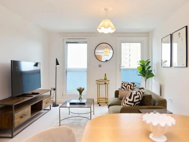 Apartment at Chatham Place, Greater London