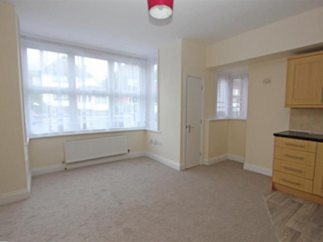 Apartment at Chatsworth Road, Greater London