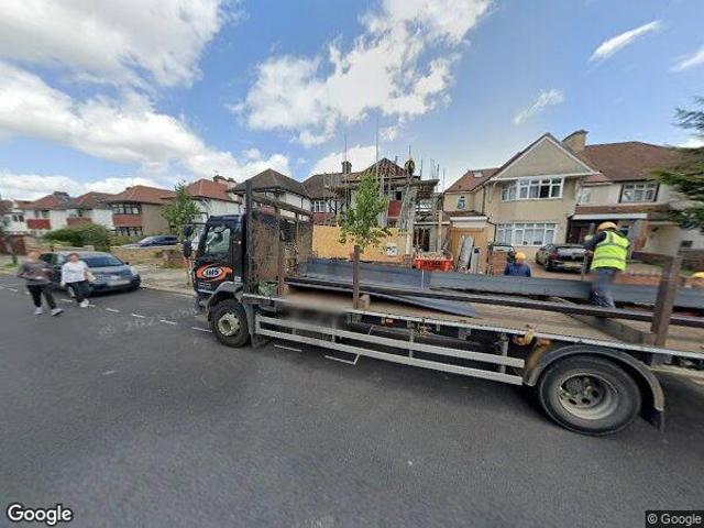 Apartment at Chatsworth Road, Greater London
